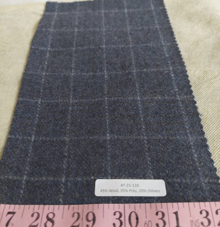 Wool fabric in windowpane check pattern, for Fall & winter clothing