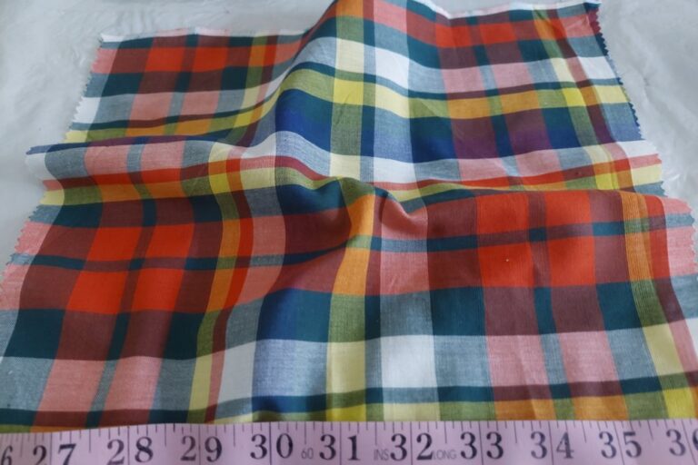Bleeding Madras Fabric woven with yarns dyed naturally
